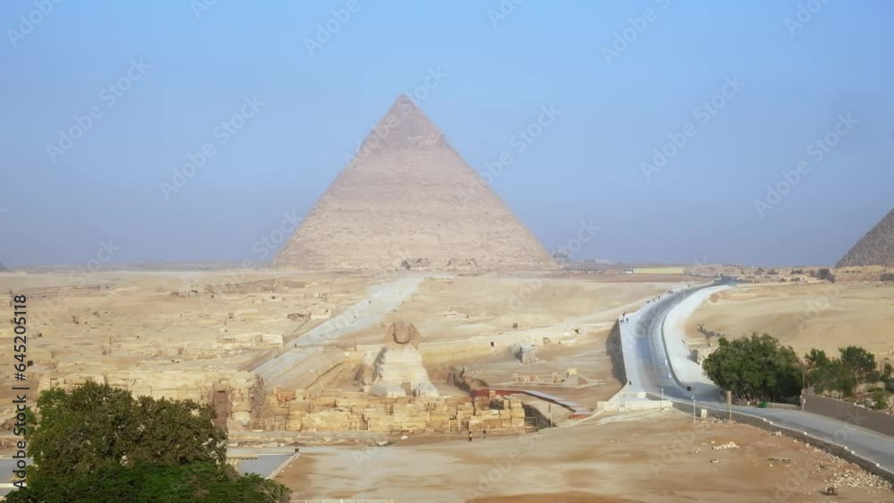 Great Pyramid, the Pyramid of Khafre, and the Pyramid of Menkaure .Giza ...