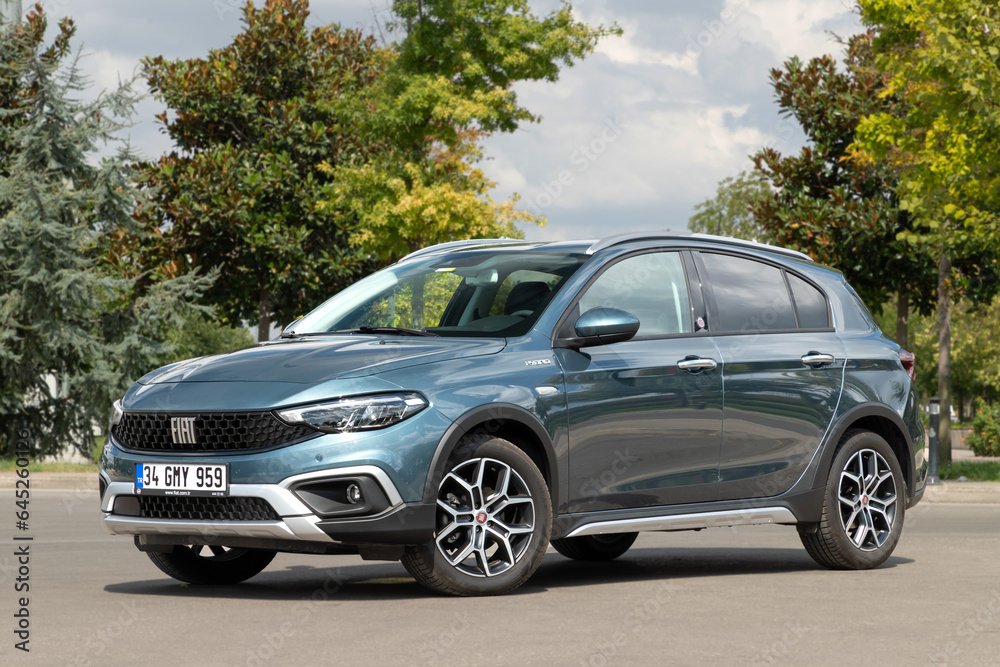Fiat Tipo Cross is a new hatchback car. It is also known as the Fiat ...