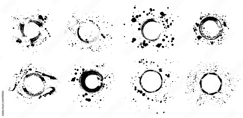 Circle with paint brush, splash, spray elements. Set of artistic ...