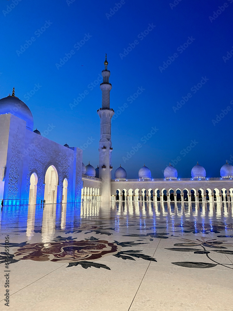Abu Dhabi, UAE - March 16, 2023: Sheikh Zayed Mosque in Abu Dhabi, UAE ...