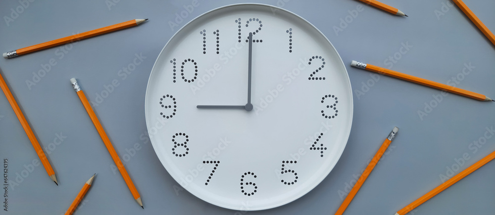 Banner with clock. 9 o'clock, morning. Study time. Back to school ...