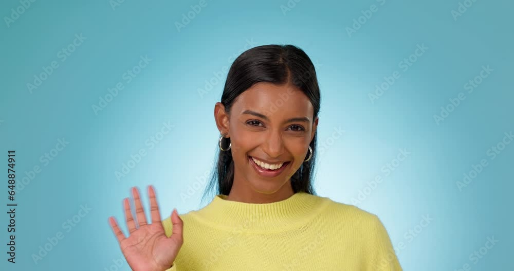 Vidéo Stock Face, smile and woman with greeting, wave and communication ...