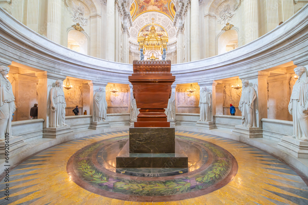 Tomb of Napoleon at Les Invalides. Keep the mortal remains of Napoleon ...
