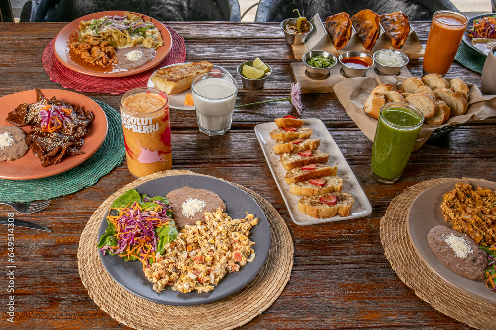 huevos con machaca comida tipica mexicana Stock Photo | Adobe Stock