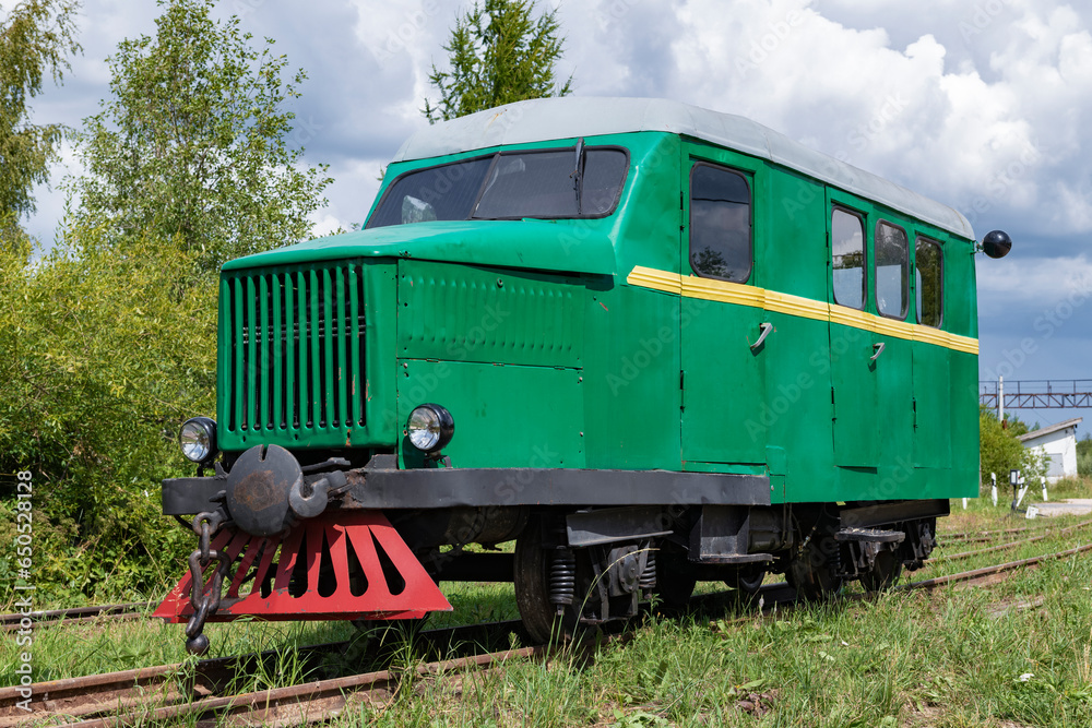 TESOVO-NETYLSKY, RUSSIA - JULY 151, 2023: Soviet rail bus PD-1 for ...
