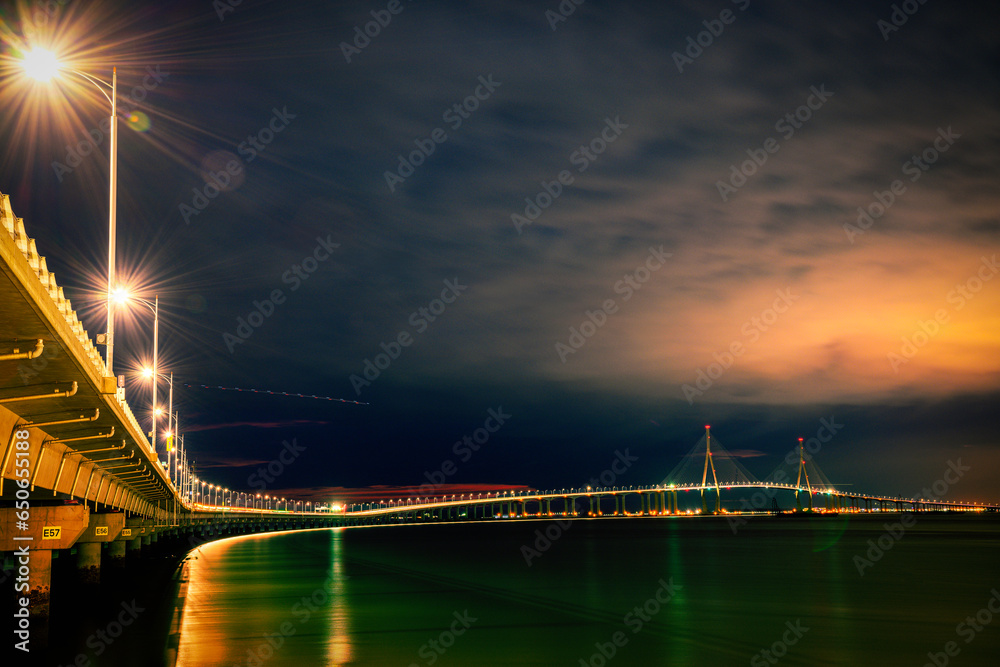 Incheon Bridge or Incheon Daegyo Expressway over the Yellow Sea at ...
