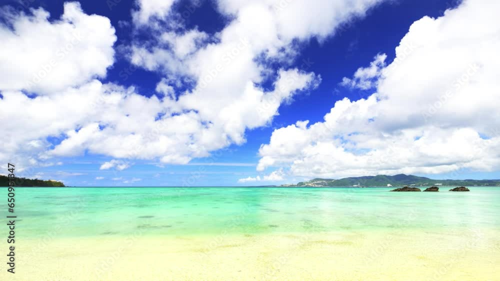 Beautiful view of tropical sea or ocean waving by the white beach and ...