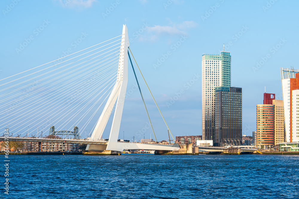 Foto de Rotterdam skyline at sunny day. Panoramic view. Spectacular ...