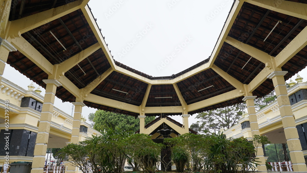 Sultan Abu Bakar State Mosque is the state mosque of Johor, Malaysia ...