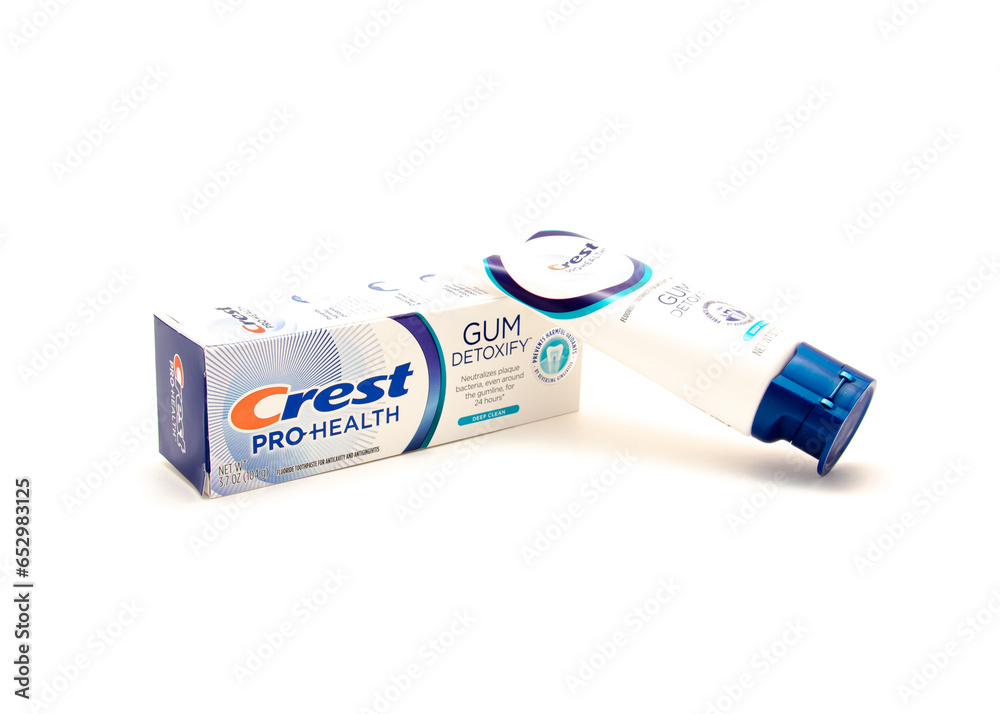 Crest Pro-Health Gum Detoxify box and tube, No.1 gum toothpaste brand ...