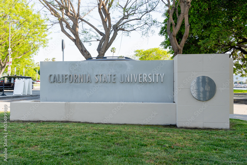The California State University ground sign in Long Beach, California ...