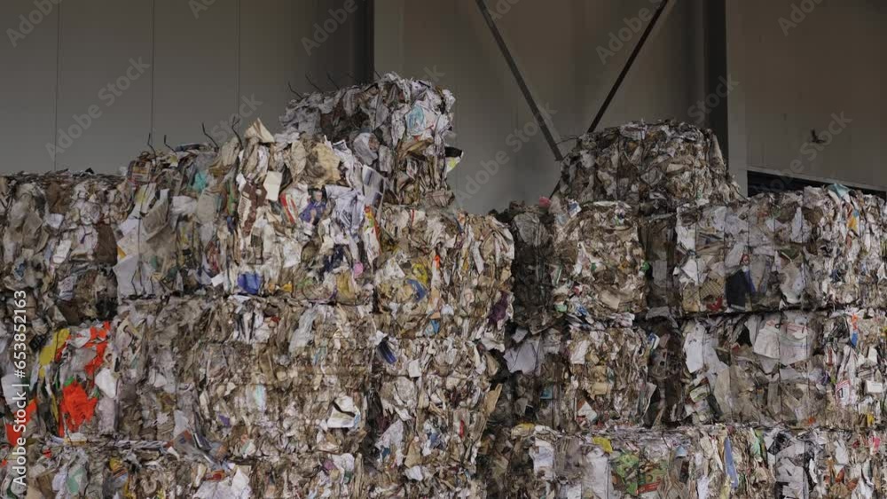 Garbage Recycling Factory, Plastic cubes for recycle Plant, Bales of ...