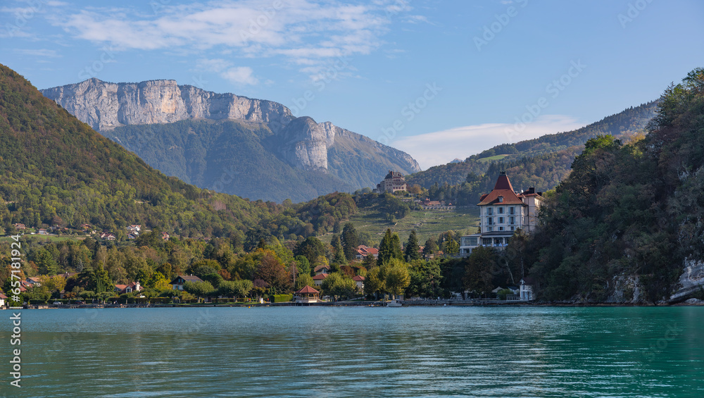 Menthon-Saint-Bernard, son château, le Col de Bluffy et le Plateau des ...