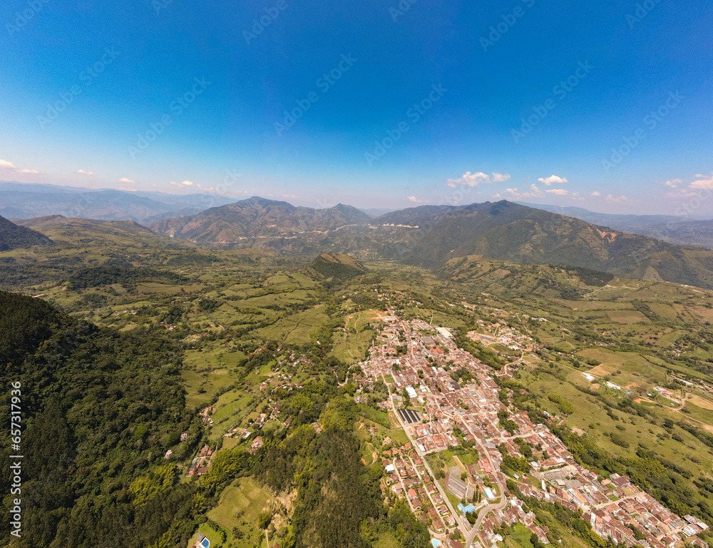 Foto de Landscape of cerro tusa with blue sky. The landscape of the ...