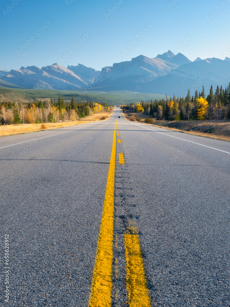 An empty road and mountains. A place to travel by car. Natural mountain ...