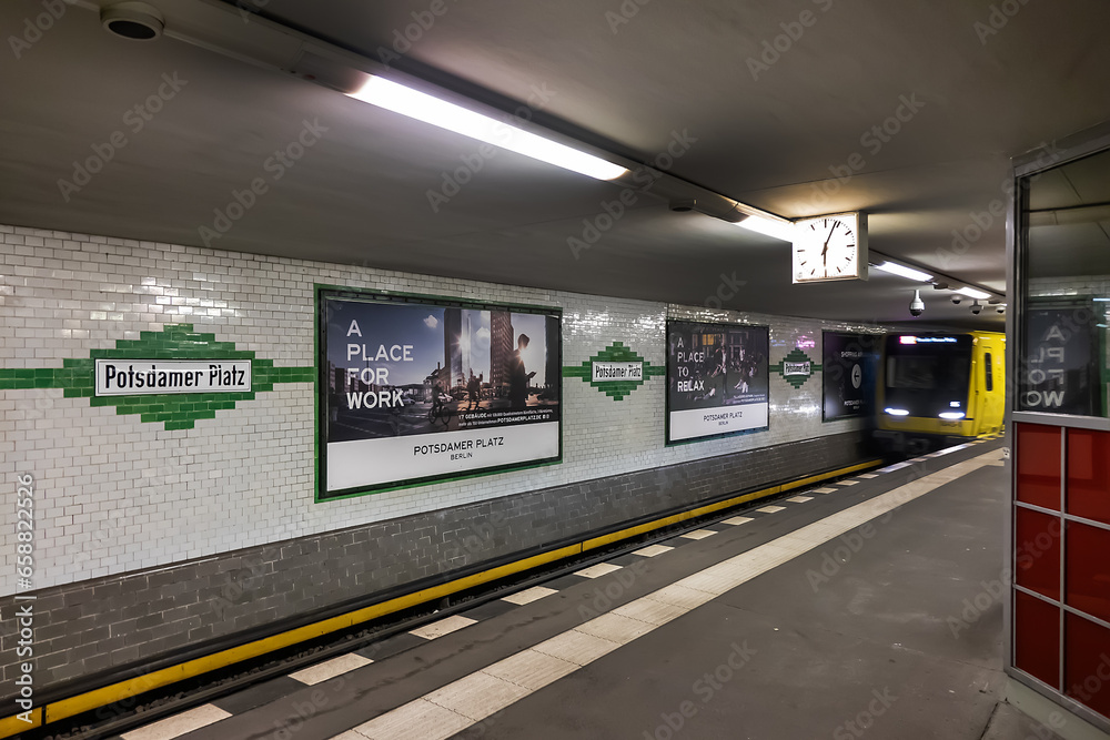 Berlin Potsdamer Platz (1902) - railway station serves for S-Bahn and U ...