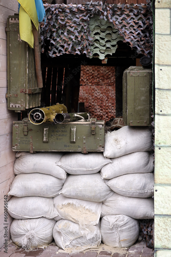 Foto de Military, Shooting RPG anti tank grenade launcher. war trophy ...