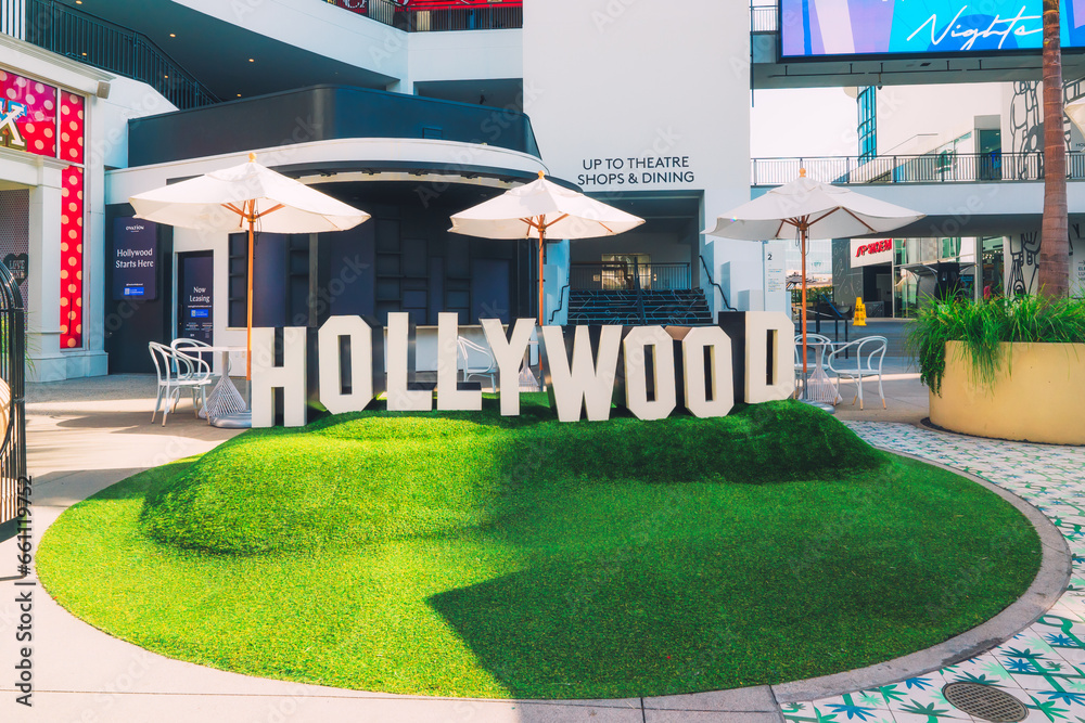 Ovation, Hollywood Boulevard is the best shopping, dining ...