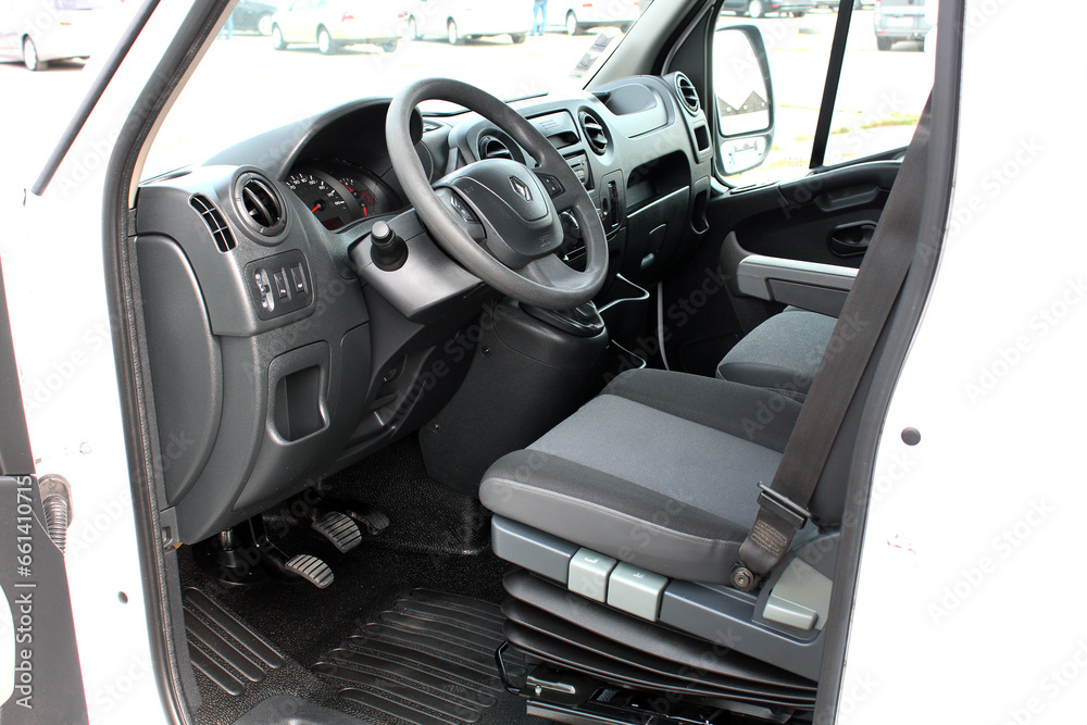 Foto de Vinnytsia, Ukraine; October 10, 2023. Renault Master Cargo ...