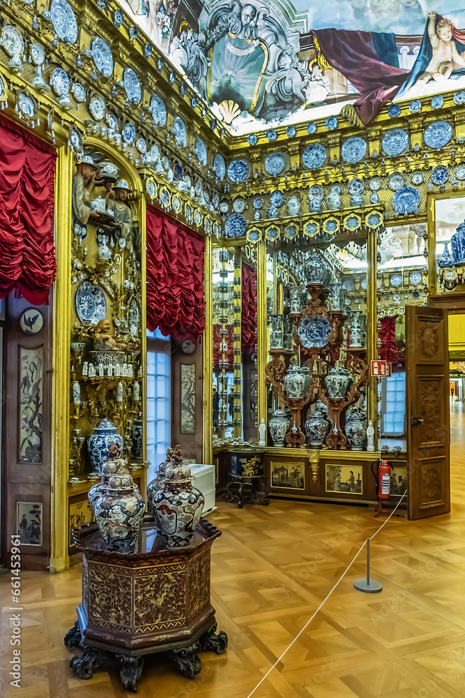 Impressive interior of 17th century Baroque Charlottenburg palace ...
