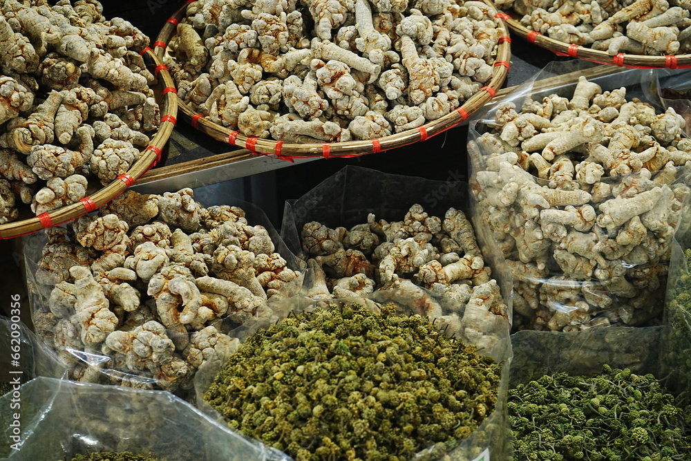 Colorful Vegetable and Fruits at Sapa Market in Sapa, Vietnam - ベトナム サパ ...