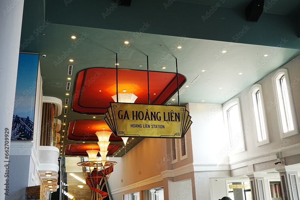 Train at Fansipan, Muong Hoa Station in Sapa, Vietnam - ベトナム サパ ムオンホア駅 ...