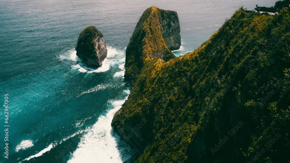 Vidéo Stock Huge rock formation on the ocean. Mountain cliff on ...
