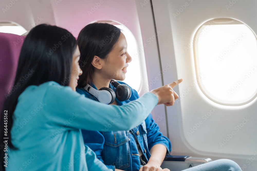 Female airplane passengers traveller asian chinese people airplane ...
