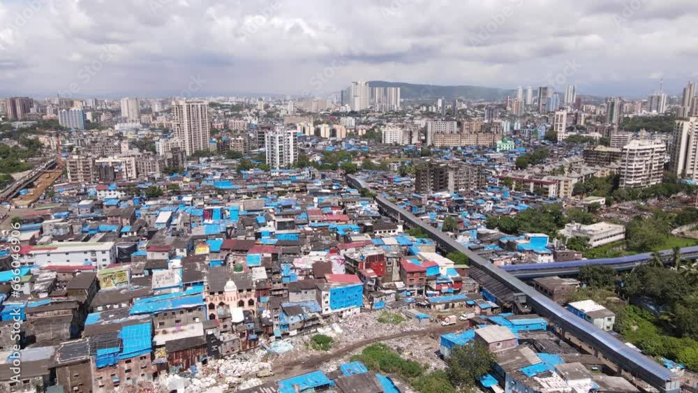 Aerial view of residential buildings in the crowded Dharavi ...