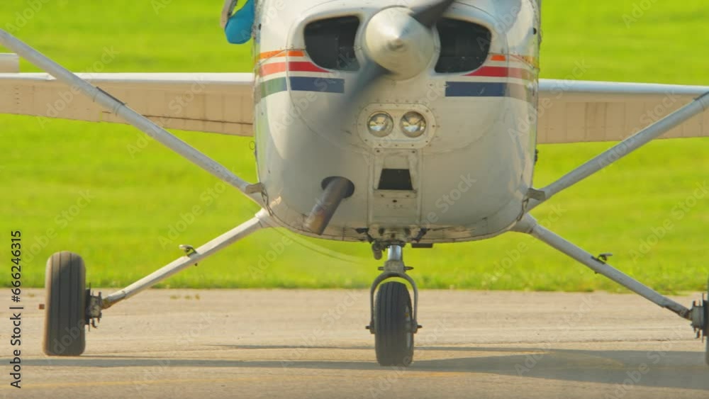 Flying pilot lessons and flight training for recreational pilot permit ...