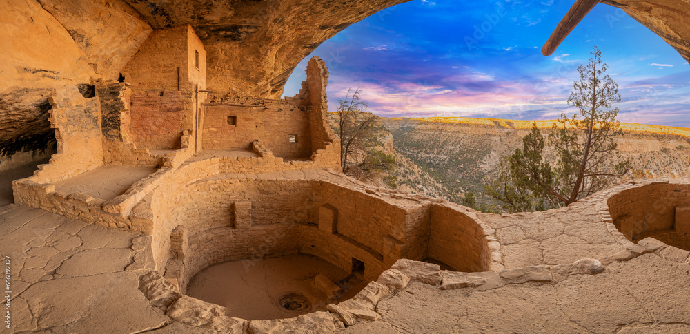 Cliff dwellings are ancient structures build by the Native American ...