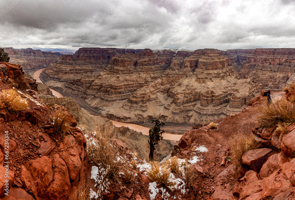 Views of the guano mine overlook at the west overlook of the Colorado ...