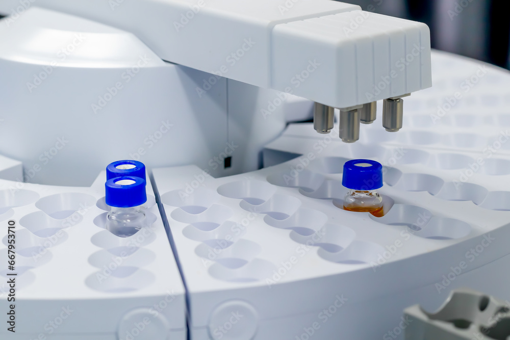 autosampler clamping vial for injection by injector, scientific ...