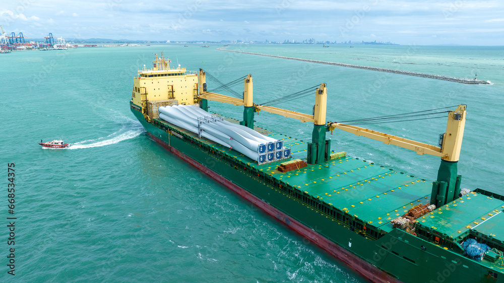 Wind Turbine on Ship, Transportation of blades for wind turbines on a ...