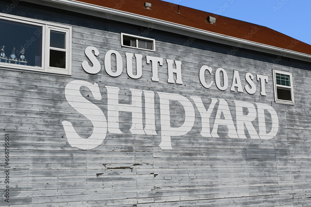 NEWPORT BEACH, CALIFORNIA - 26 OCT 2023: South Coast Shipyard sign on ...