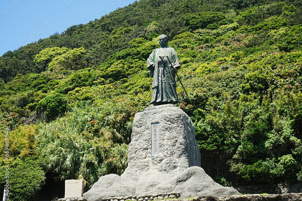 Statue of Shintaro Nakaoka at Cape Muroto in Kochi, Japan - 日本 高知 室戸岬 ...