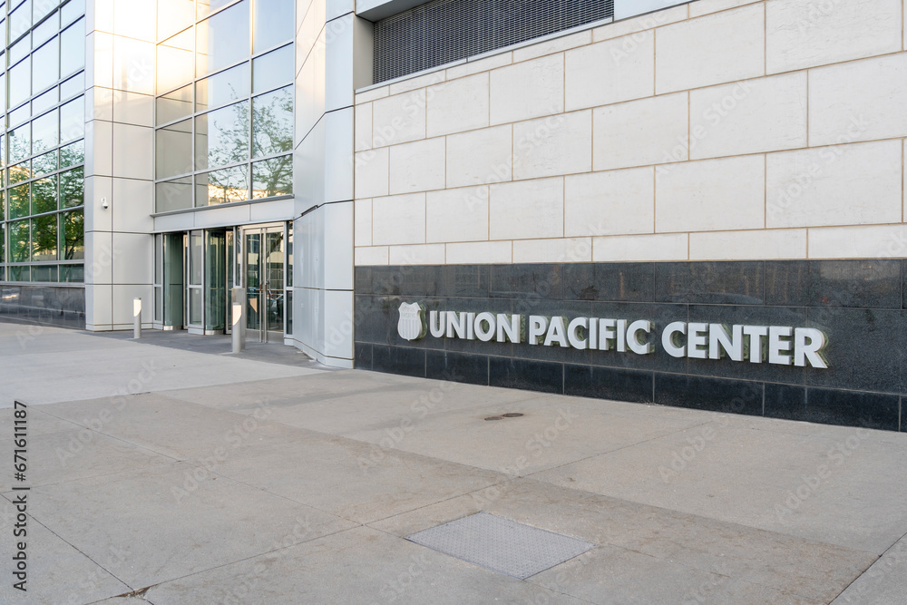 Union Pacific logo sign on Union Pacific Center building in Omaha, NE ...