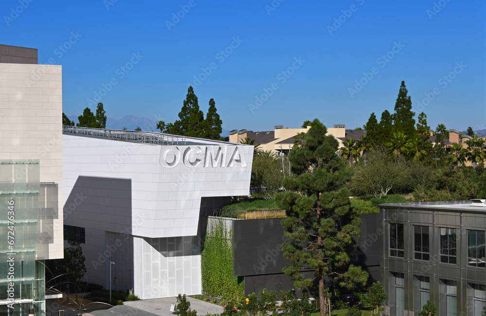 COSTA MESA, CALIFORNIA - 1 NOV 2023: The Orange County Museum of Art ...