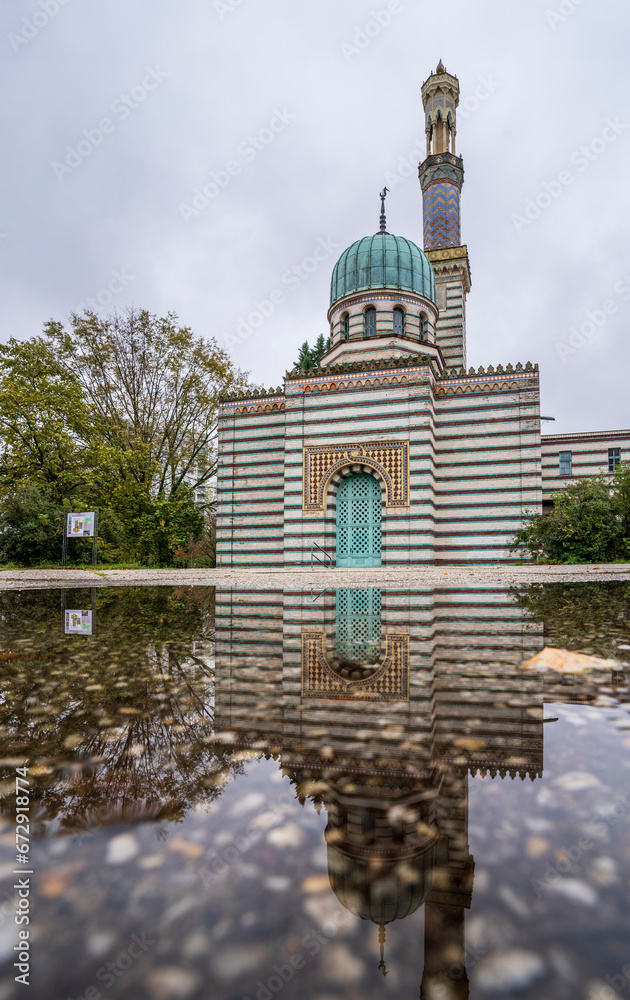 The steam engine house on the Neustädter Havelbucht in Potsdam ...