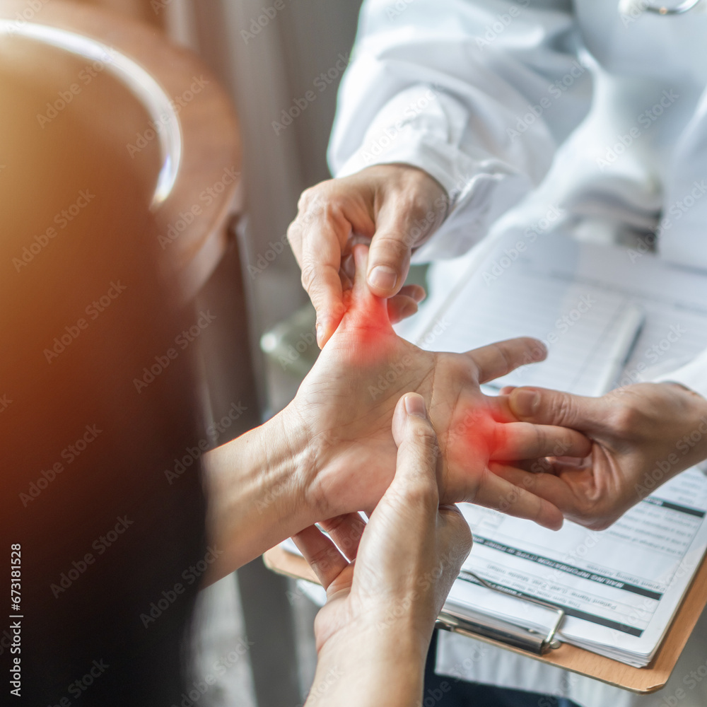 Trigger finger, locking finger or stenosing tenosynovitis disorder with ...