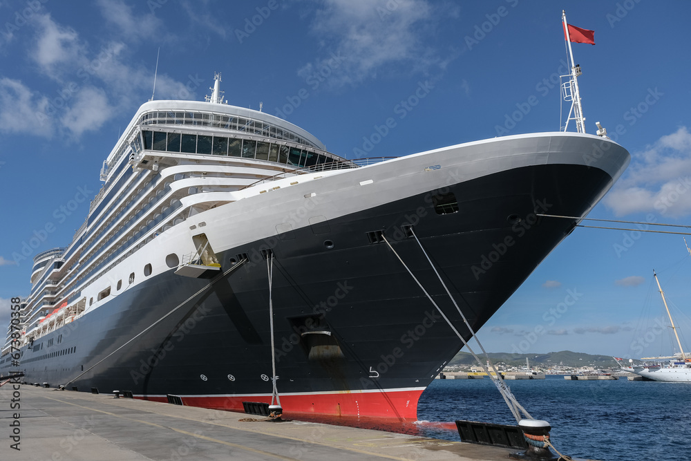 Classic british luxury ocean liner cruiseship cruise ship in port with ...