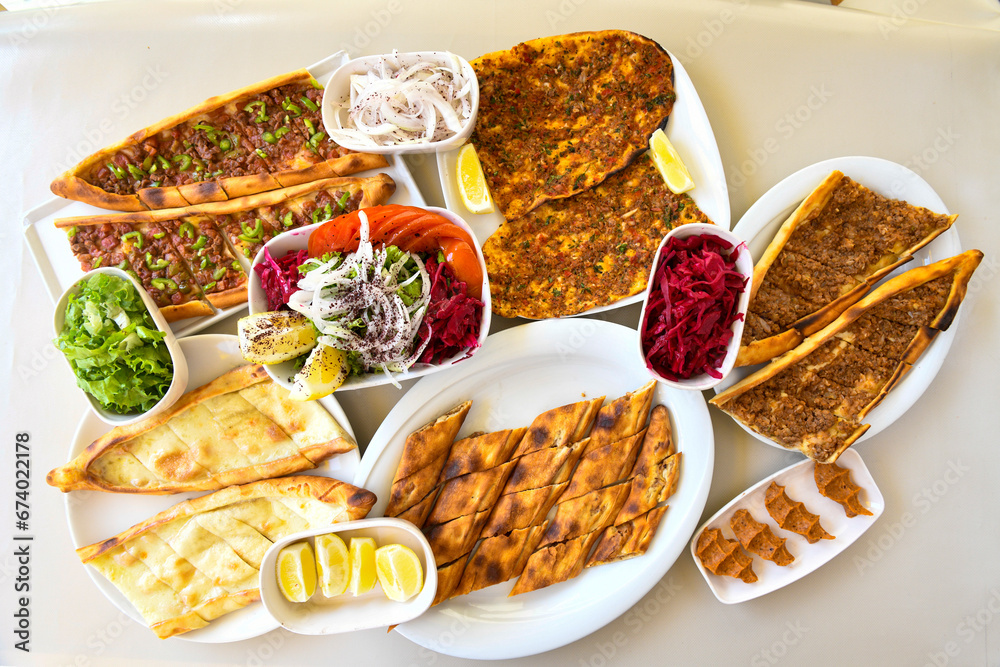 Kiymali pide.Turkish pide with minced meat. Turkish pizza mince pita ...