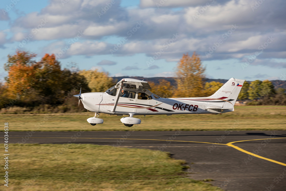 DLOUHA LHOTA, CZECH REPUBLIC - 11 Nov 2023. Cessna 172S Skyhawk SP ...