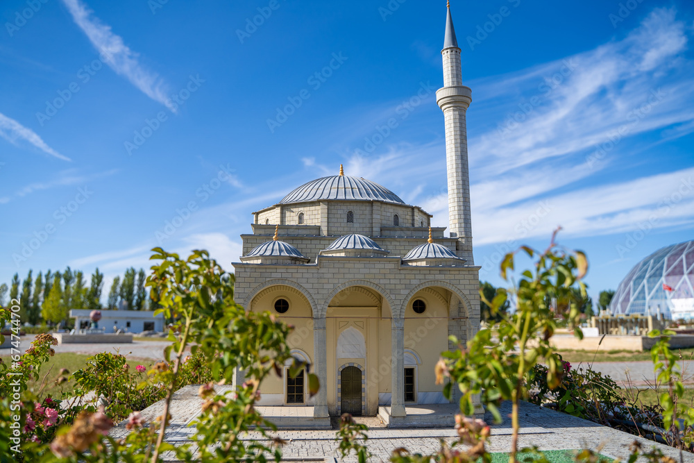 The Imperial Mosque miniature in Esminyaturk park. The Imperial Mosque ...