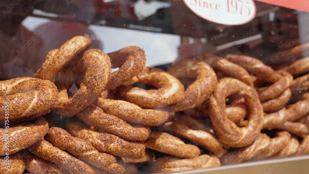 Heap of Turkish simits. Fresh simit on street. Turkish sesame bagels ...