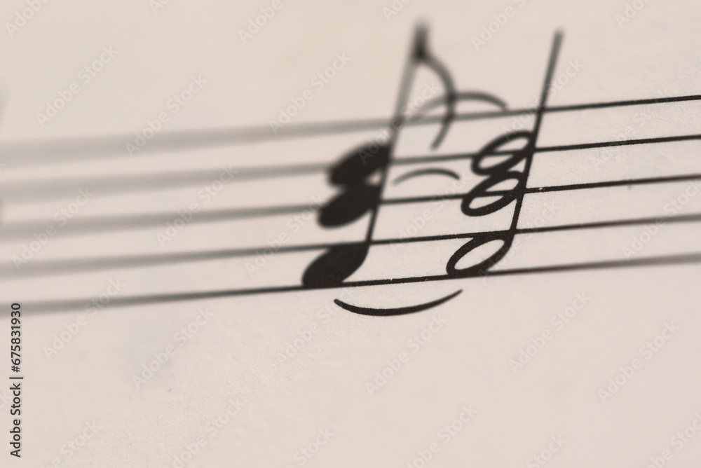 Partitura solfeo: notas musicales en pentagrama. Corchea y blanca Stock ...