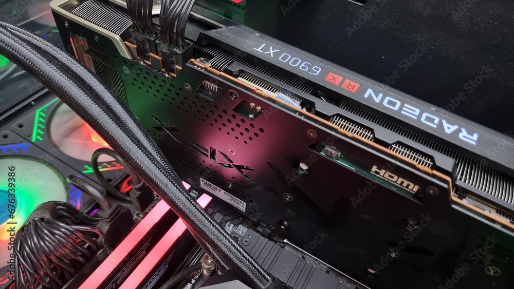 XFX Speedster Merc 319 AMD Radeon RX 6700 XT Black, 12GB GDDR6 Memory ...