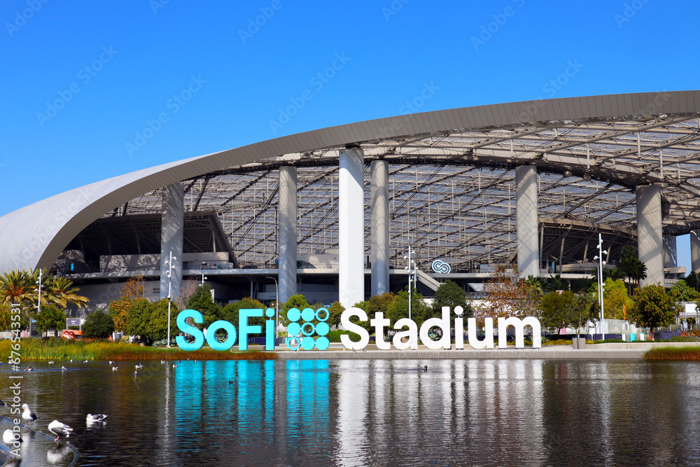 Foto de Inglewood (Los Angeles), California – November 6, 2023: SoFi ...