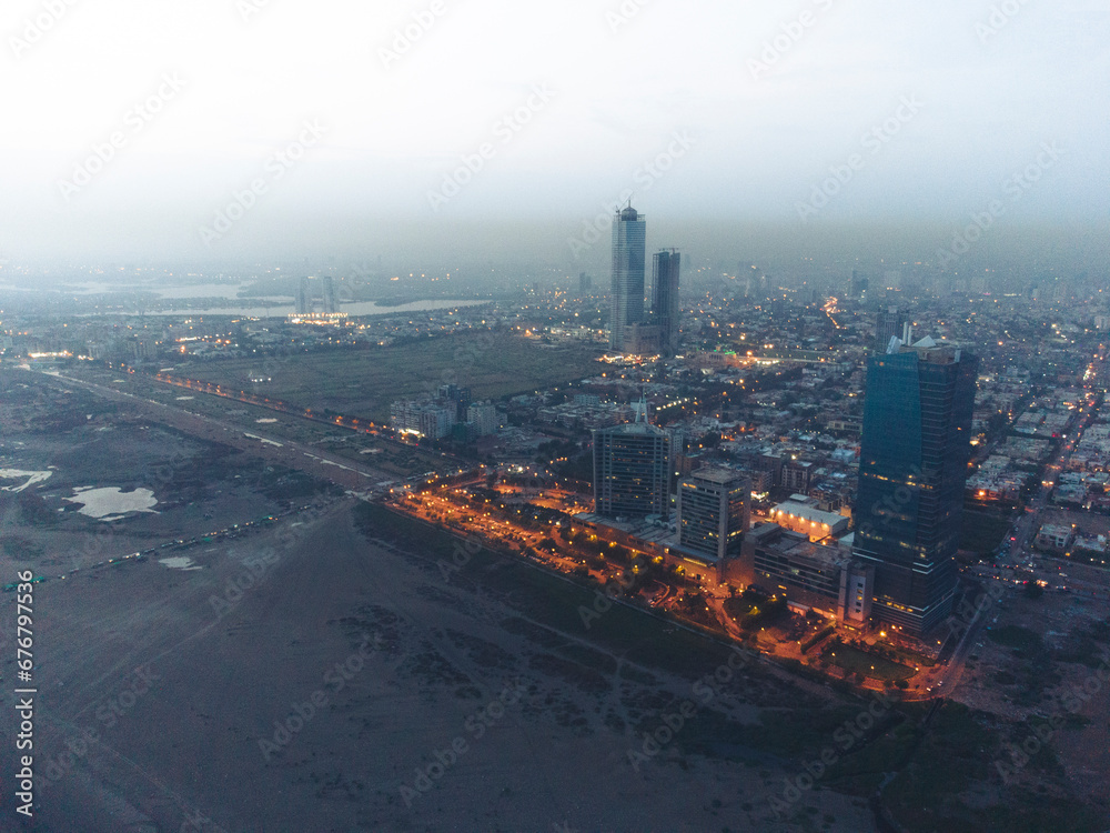 Stockfoto karachi pakistan 2022, aerial viewof karachi cityscape ...