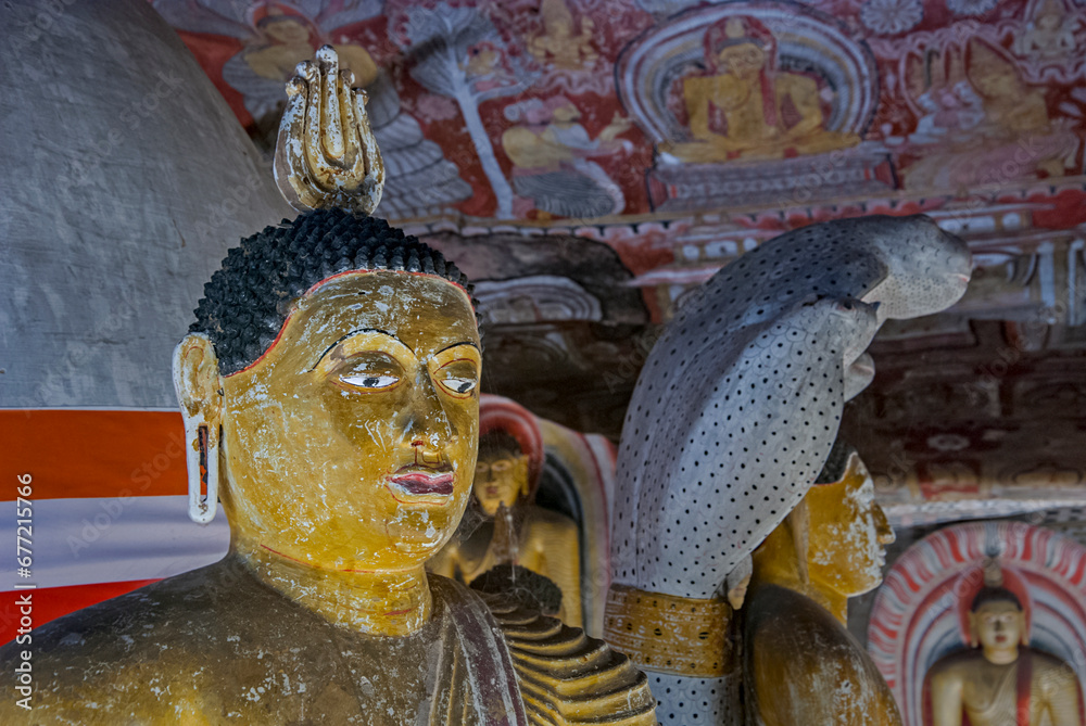 5th Century Dambulla Cave Temple Statues In Dambulla, Sri Lanka ...